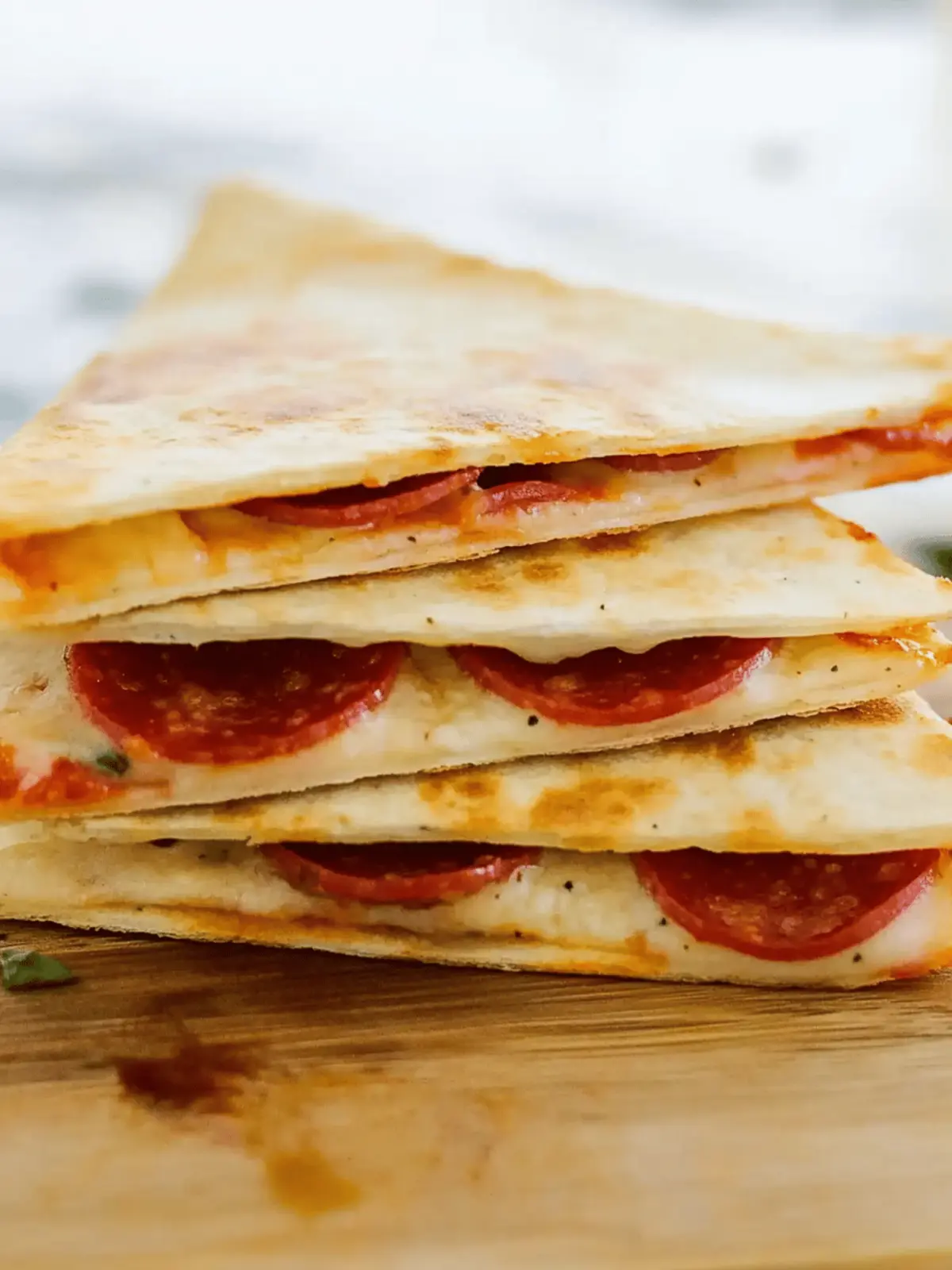 Easy Pepperoni Pizzadillas: Quick, Delicious Lunch Idea!